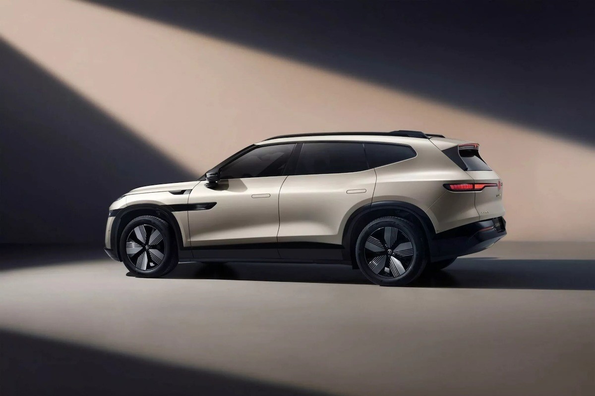 Egy világító farkas is helyet kapott az első német-kínai Volkswagen SUV ...